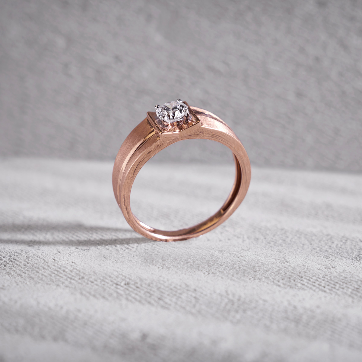 Delicate Real Diamond Ring - Rajwadi Jewellers